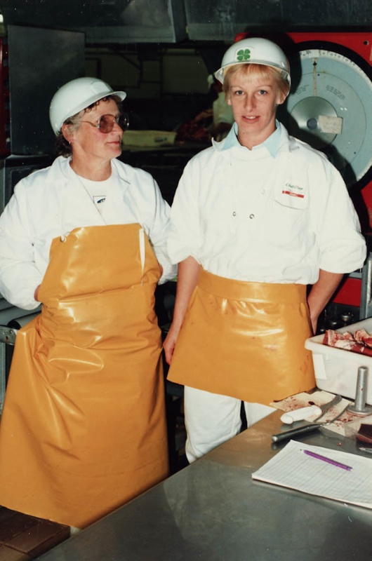Photograph [Beef Boning Room, Mataura Freezing Works]; Green,Trevor; 08 ...