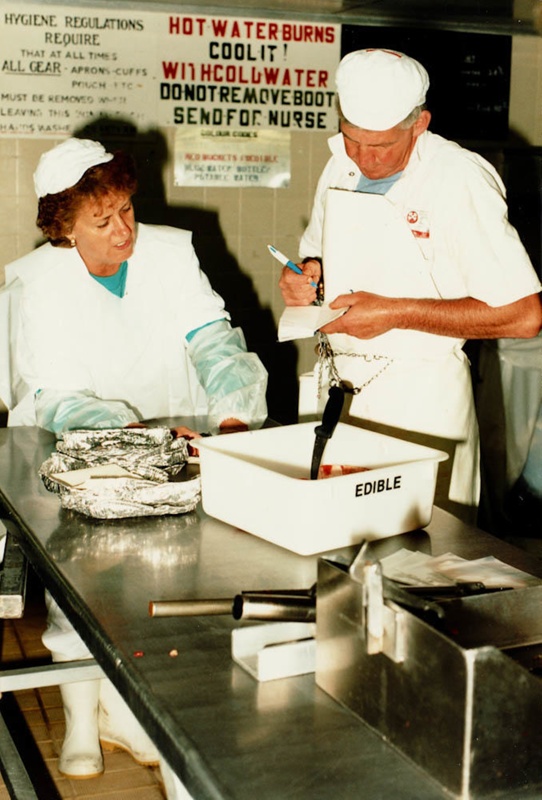 Photograph [Beef Boning Room, Mataura Freezing Works]; Green,Trevor; 08 ...