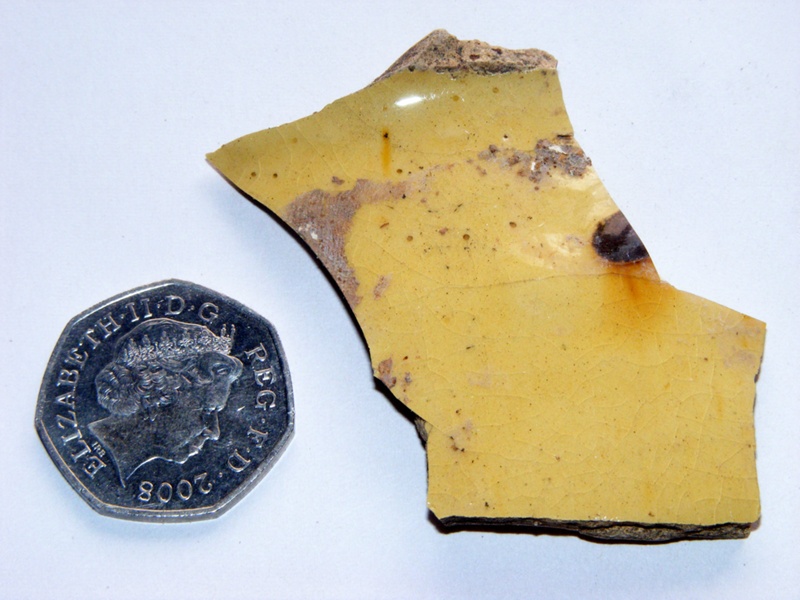 LIGHT BROWN/YELLOW POTTERY SHARD; CBF A 2366 | eHive