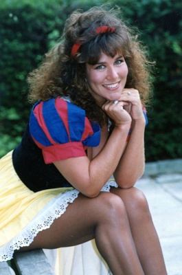 PHOTO PANTO CHRISTMAS PRESS LAUNCH SNOW WHITE LINDA LUSARDI; SEP 1992 ...