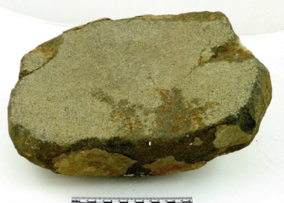 Saddle quern; 1000-100 BC; 1929.5255.3 | eHive