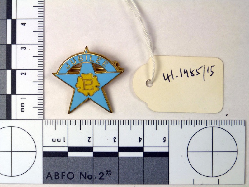 Badge; W.O. Lewis (Badges) Limited; 1985.41.15 | eHive
