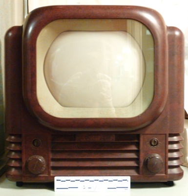 Bush TV22 television set; Bush Radio Ltd; 1953; 10141/1 | eHive