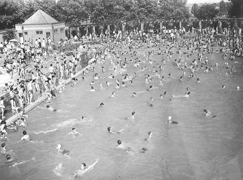 Photoprint: Hitchin Open Air Swimming Pool; 6631/22 | eHive