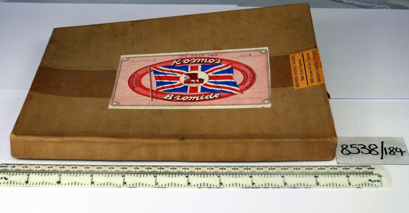 Photographic paper box; Kosmos Photographics Ltd.; 8538/184 | eHive