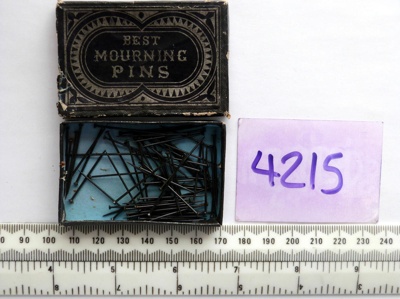 Mourning pins; 1860-1890; 4215 | eHive