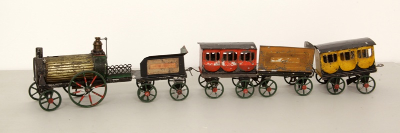German toy train set ; 1870-1900; 1948.34.5 | eHive
