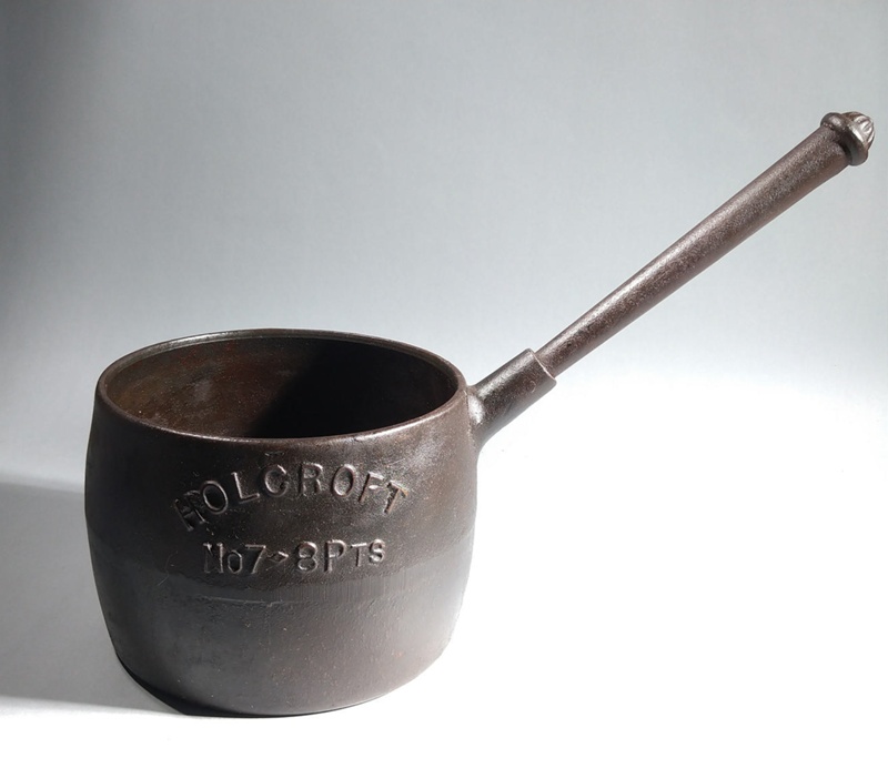 Cooking pot; Thomas Holcroft & Sons; 1942; 2022.1.58 | eHive