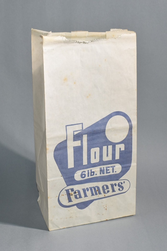 Paper bag for flour ; 1922-1960; 2022.1.122 | eHive