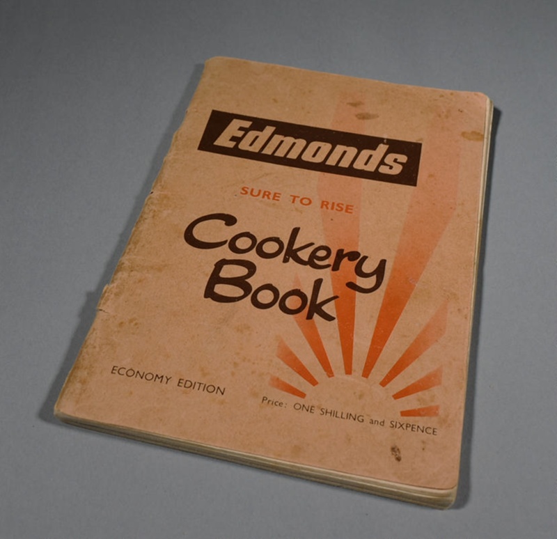 Edmonds Sure to Rise Cookery Book; T. J. Edmonds Ltd; 1961; 2022.9.3 ...