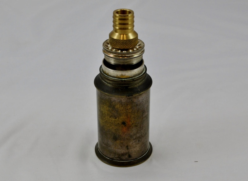 Snow's chloroform inhaler; Millikin & Lawley, 161 Strand, London ...