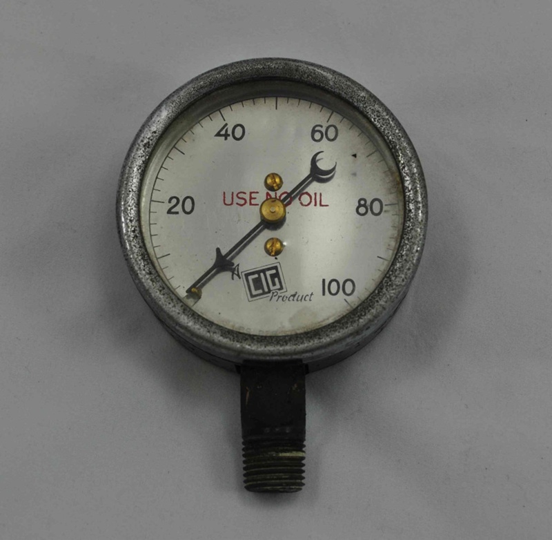 Oxygen regulator dial; Commonwealth Industrial Gases Ltd. (CIG); 1999. ...