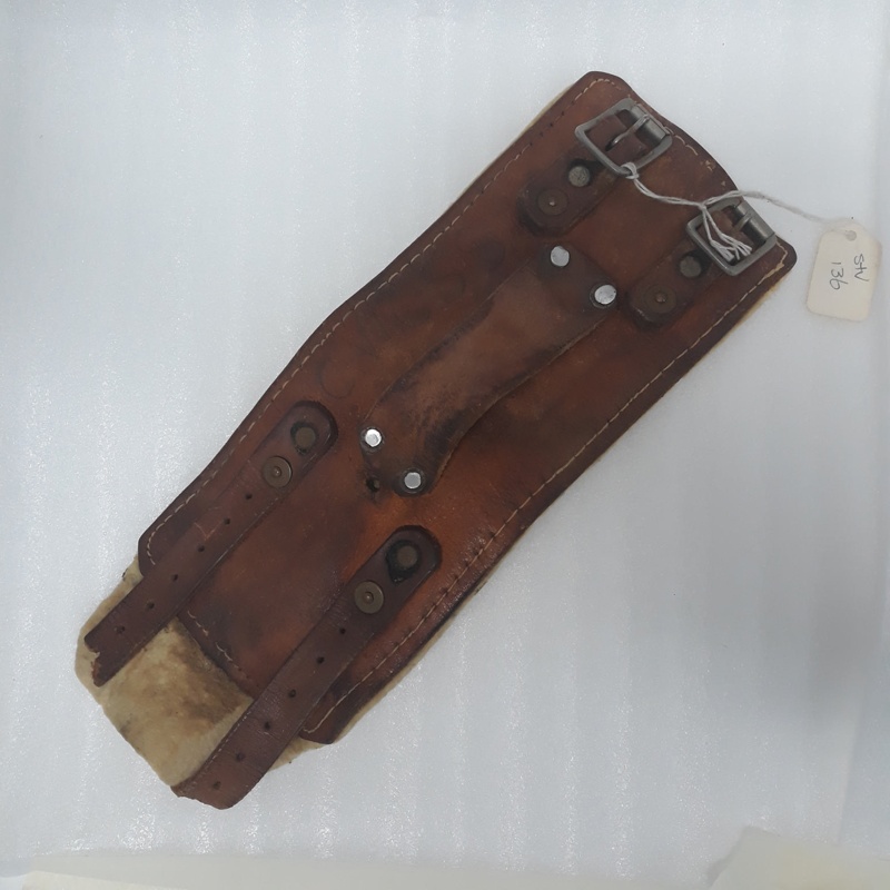 Wrist Clamp; 2019.049 | eHive