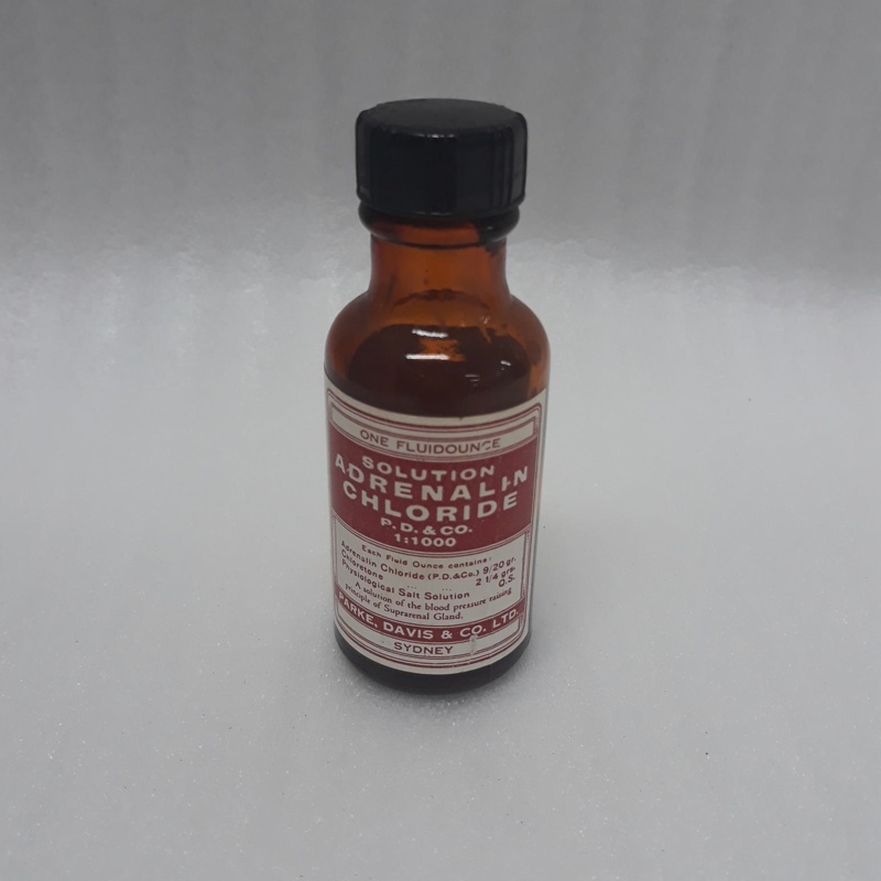 Solution of Adrenalin Chloride ; Parke, Davis & Co.; 2019.050 | eHive