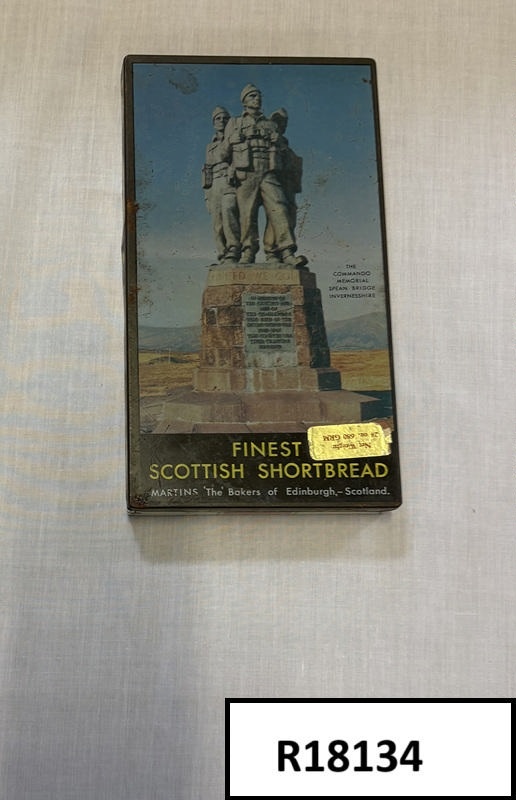Scottish Shortbread tin; Martins, the bakers of Edinburgh; 1960-1970 ...