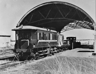 Photographs (4) of Gulflander Rail Motor at Normanton in 1974, and ...