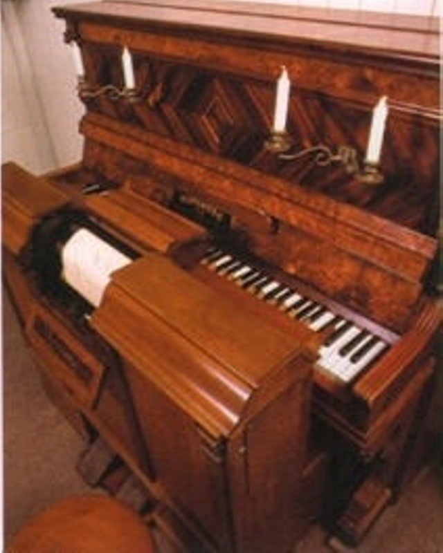 Push Up Piano Player - Aeriola; AERIOLA; R00881 | eHive