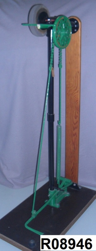 Success Grinder, Foot Powered; Buffalo Specialty Company; R08946 | eHive