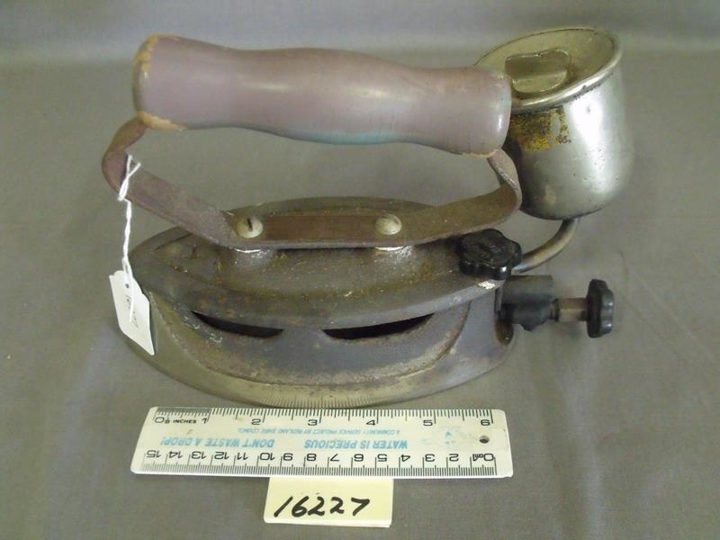Iron, Shellite; Handi Works Pty. Ltd.; ca. 1960-1970; R16227 | eHive