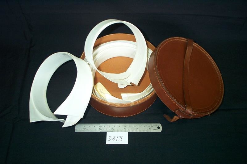 Box - collar, leather, c/w 9 collars; Relova Collars; R03813 | eHive