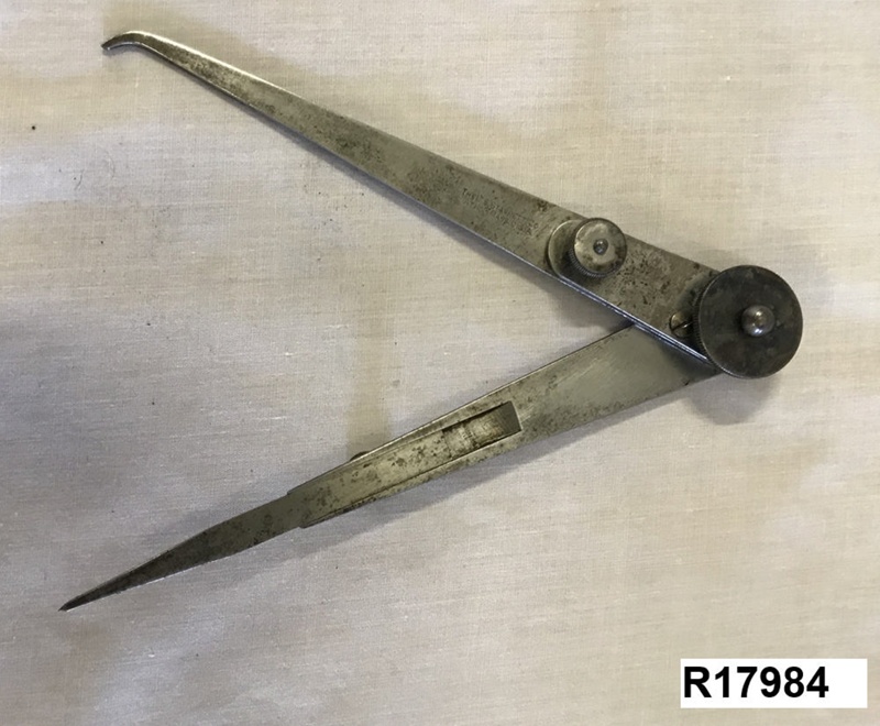 Starrett lock joint caliper ; L.S. Starrett Co.; R17984 | eHive