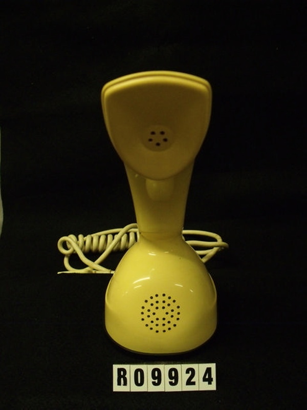 Telephone, Ivory, Ericofon 600; Ericsson; R09924 | eHive