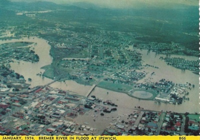 Photographs (7) of 1974 flooding of Brisbane River; Superview Slides ...