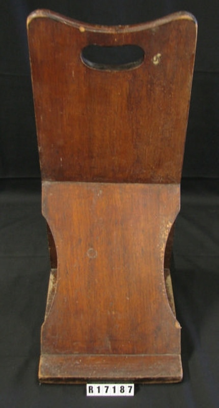Timber foot rest; R17187 | eHive