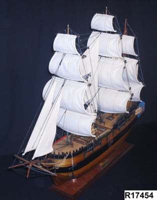 Model of Matthew Flinders' ship HMS Investigator; Seacraft Gallery Pty ...