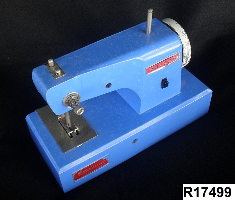 Vulcan Regal Toy Sewing Machine; Sydney S Bird; late 1950s - 1960s ...