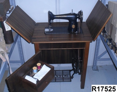 Model No. 201K Singer sewing machine in cabinet; Singer Manufacturing ...