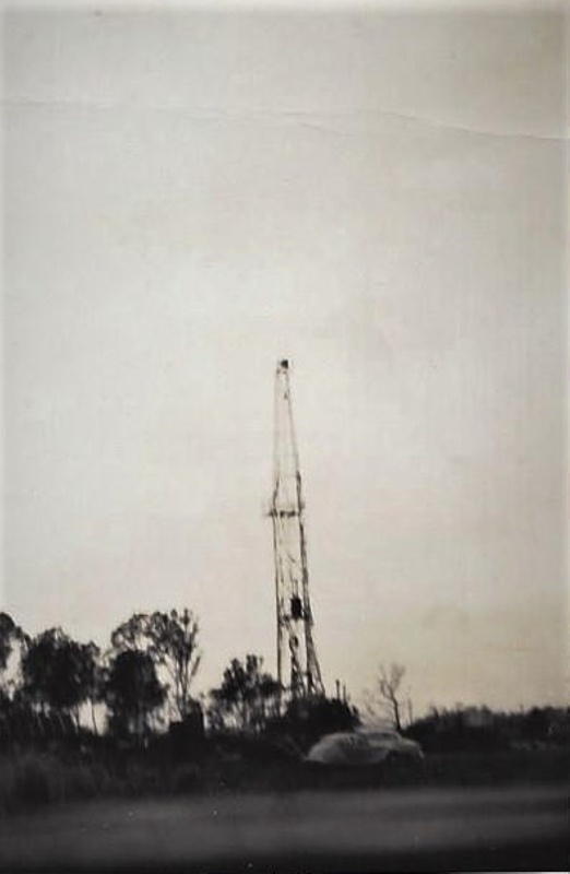 Photographs (6) of Oil drilling at Wellington Point; 1959; P02144 | eHive