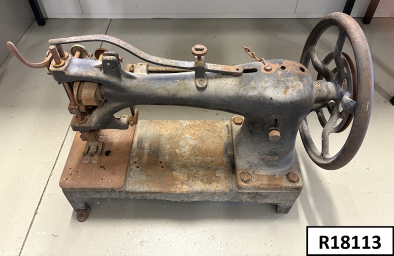 Singer 7-27 Industrial Sewing Machine; Singer Manufacturing Co.; 1880s ...