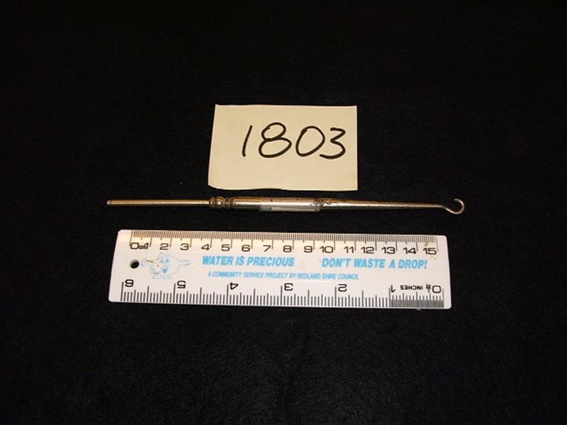 Button hook - EPNS; R01803 | eHive