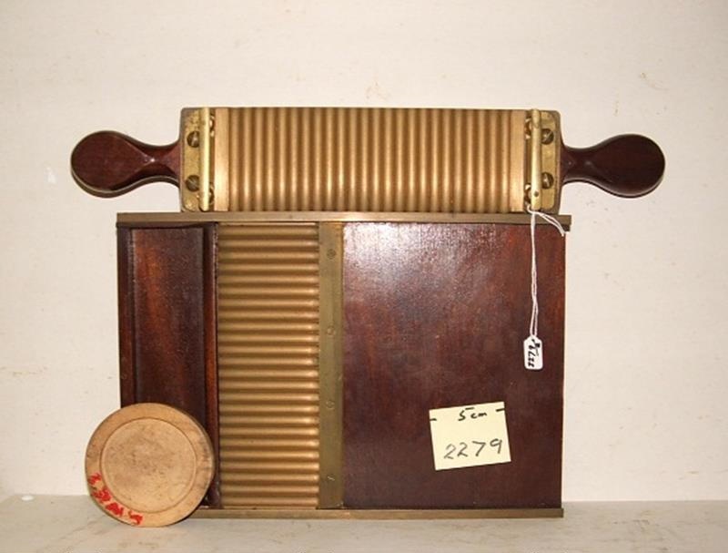 Pill making machine; R02279/4 | eHive