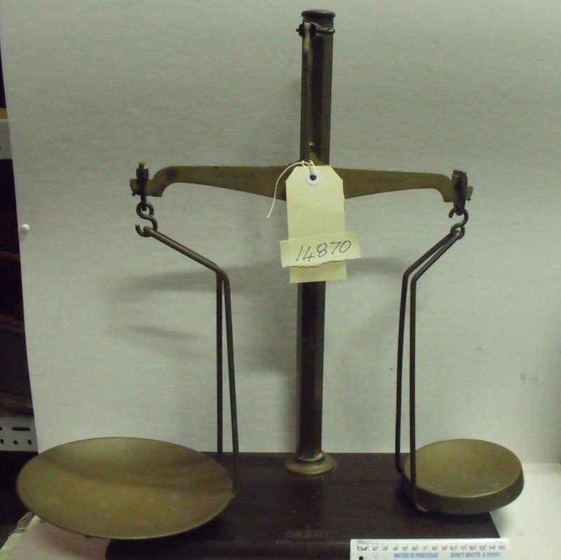 Scales - Avery; Avery; R14870 | eHive