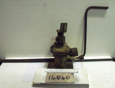 Jack screw type; R14040 | eHive