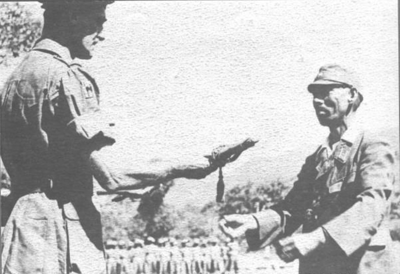 Surrender : British Officer accepting a Samurai Sword as a Sign of ...