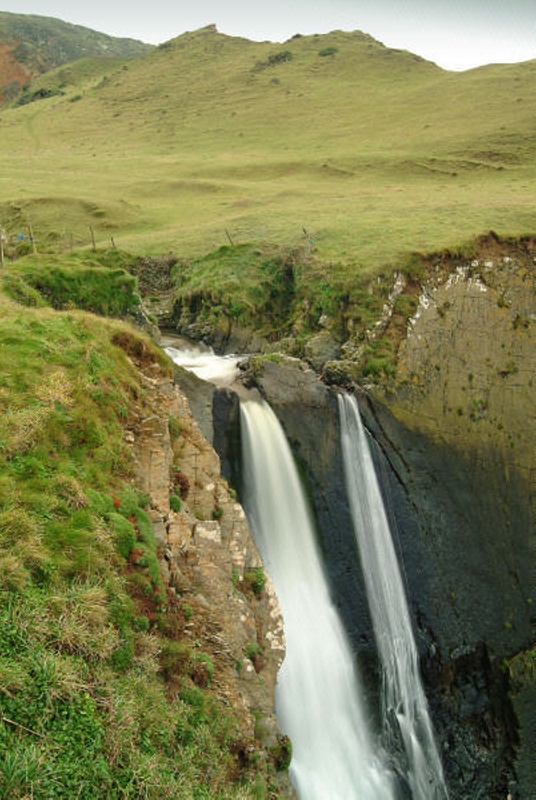 Spekes Mill Mouth Waterfall 2005 3290 Ehive