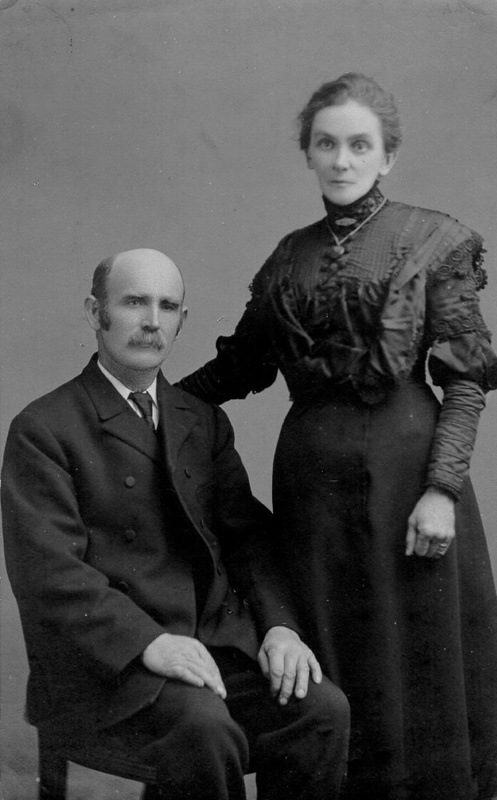 Ayres family; 1911; 315 | eHive