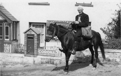 Horse Mounted Postman; 481 | eHive