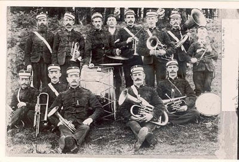 North Tawton - Band Group photograph; 4081 | eHive
