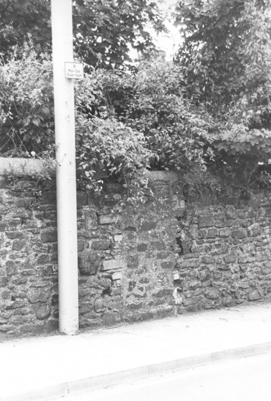 Blocked up entrance; Aerofilms; 819 | eHive