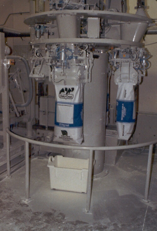 Powder Bagging; 1982; 494 | eHive