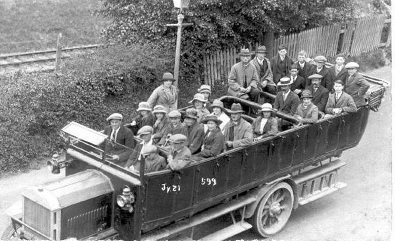 Witheridge Transport in the 1920s; 1920-1929; 43-5421 | eHive