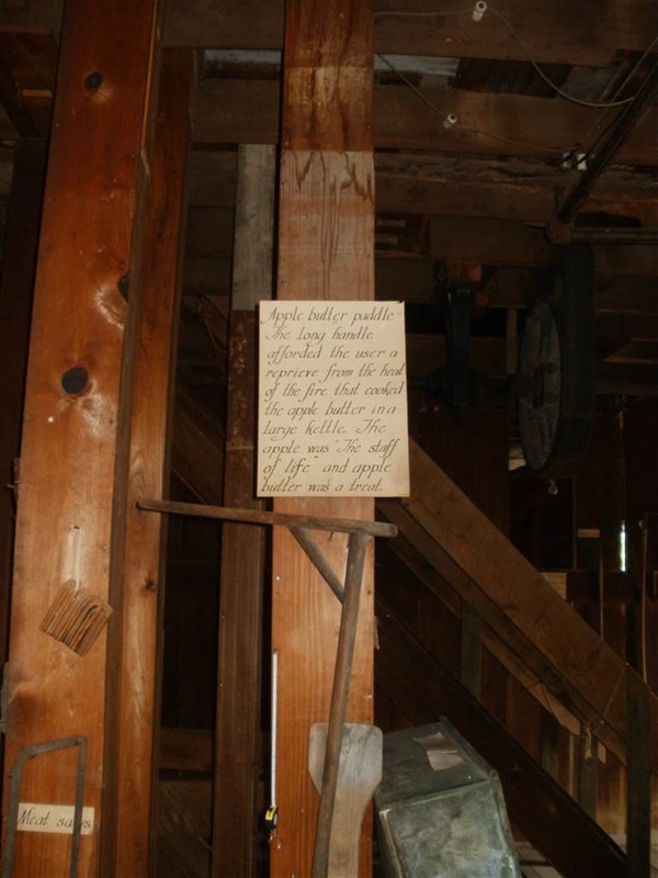 Apple butter stirrer; HH0003a | eHive