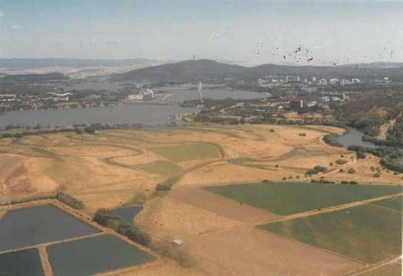 Aerial view of Jerrabomberra Wetlands - Molonglo River flowing into ...