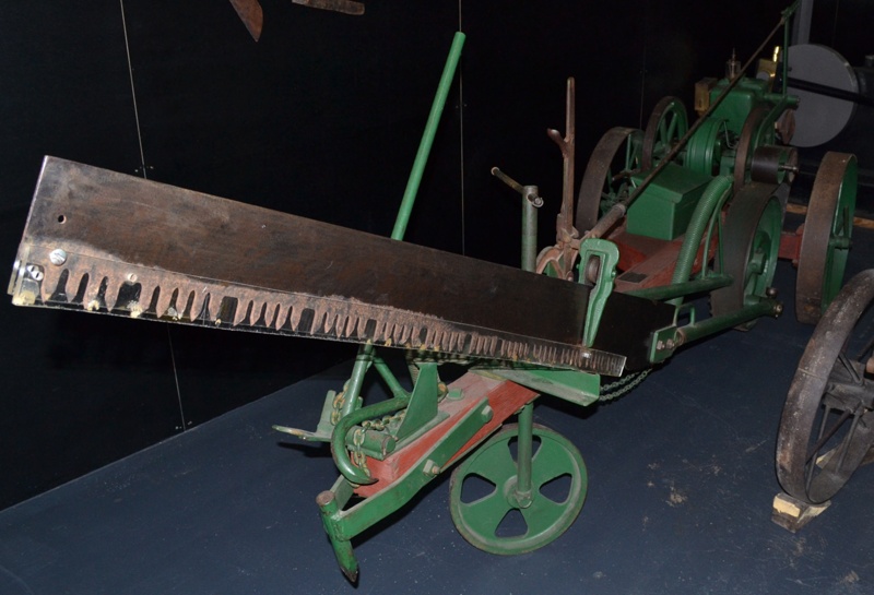 Drag Saw; New Record Machinery Co. Pty. Ltd.; c.1928; GSM_00010 | eHive
