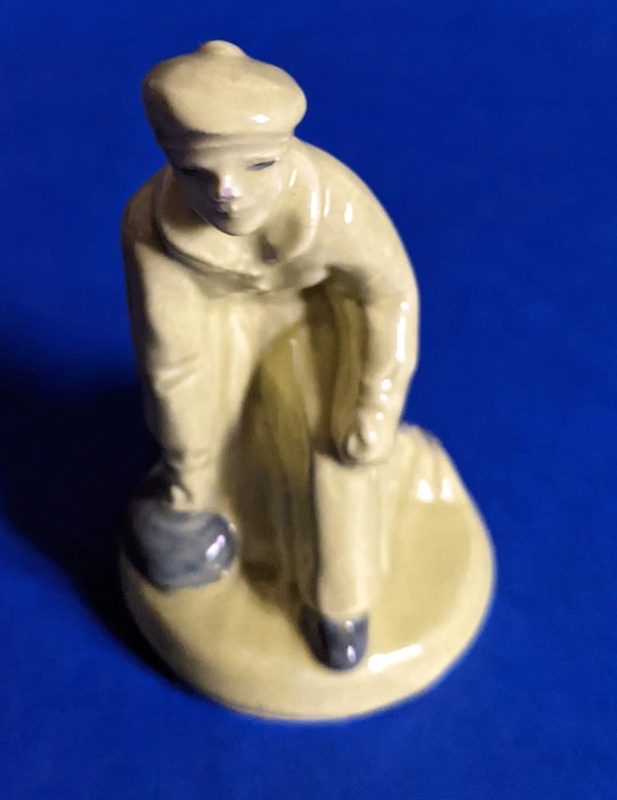 Small Ceramic Curling Figure; PZ387 | eHive