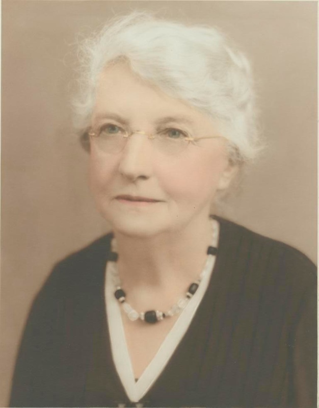 Photograph; Poulson; Circa 1920; M9-31 | eHive